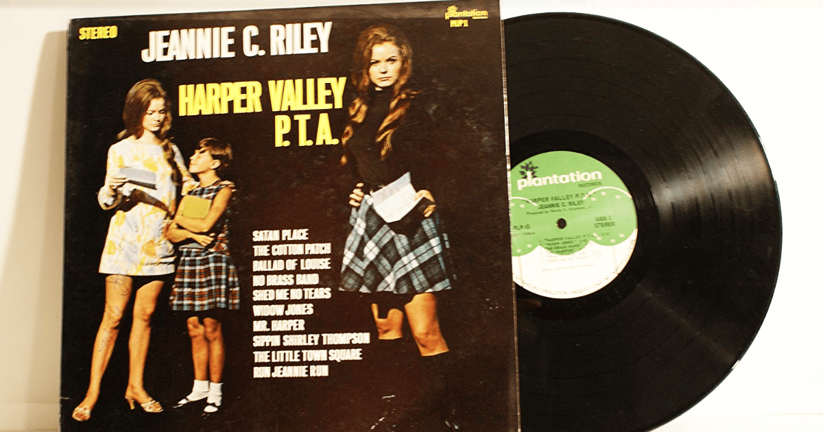 Jeannie Riley Makes PTA Eat Their Words Forever - Country Bucket