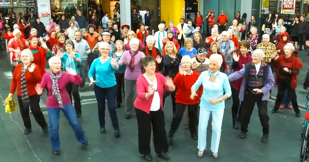 A Group of Spry Seniors Forms the World’s Oldest Flash Mob - Country Bucket