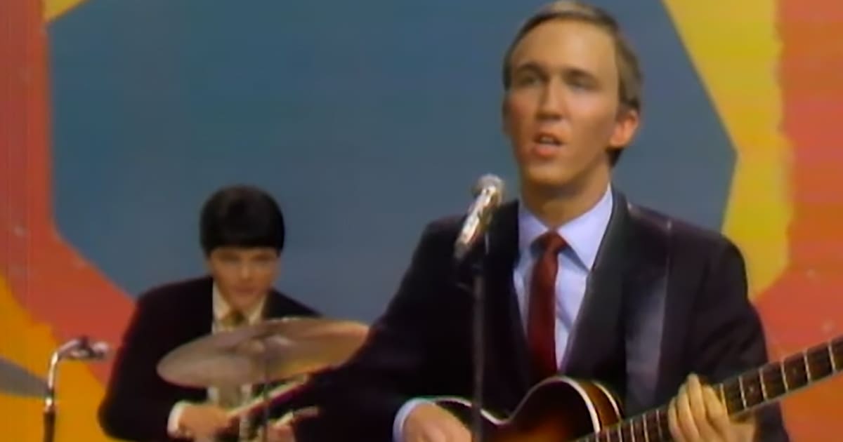 Gary Lewis & The Playboys perform ‘Sure Gonna Miss Her’ on ‘The Ed ...