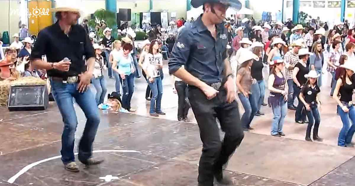 Two cowboy buddies do a jig that draws a big crowd - Country Bucket