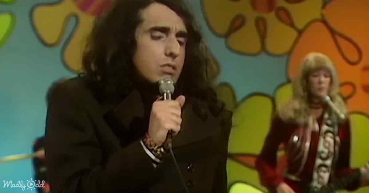 A Blast from the Past: Tiny Tim Performs ‘Earth Angel’ in 1970 ...