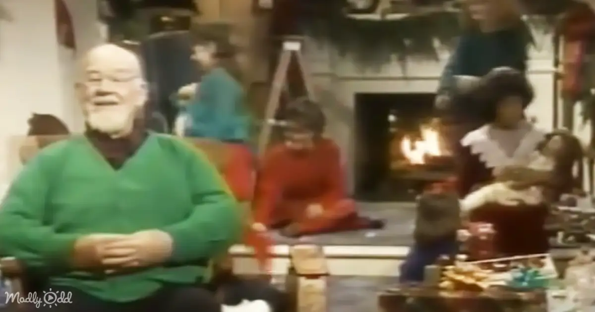 Burl Ives’ ‘Holly Jolly Christmas’ echoes joy from 1964 - Country Bucket