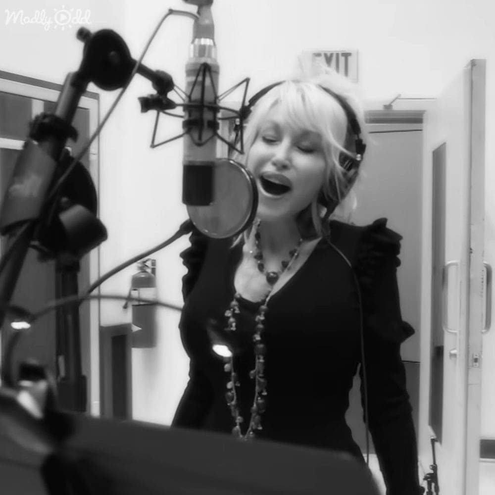 The Queen of Country Strikes Gold Again with Her Fresh Take on ‘Jolene ...