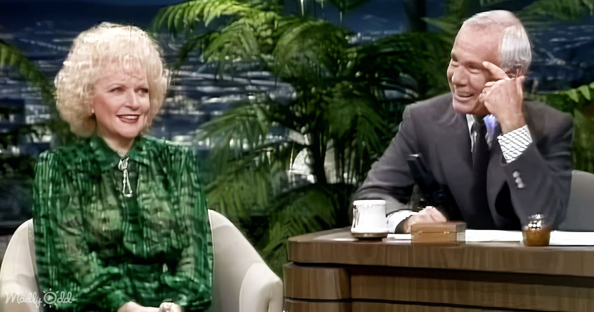 Betty White Roasts Johnny Carson with Wit and Charm - Country Bucket