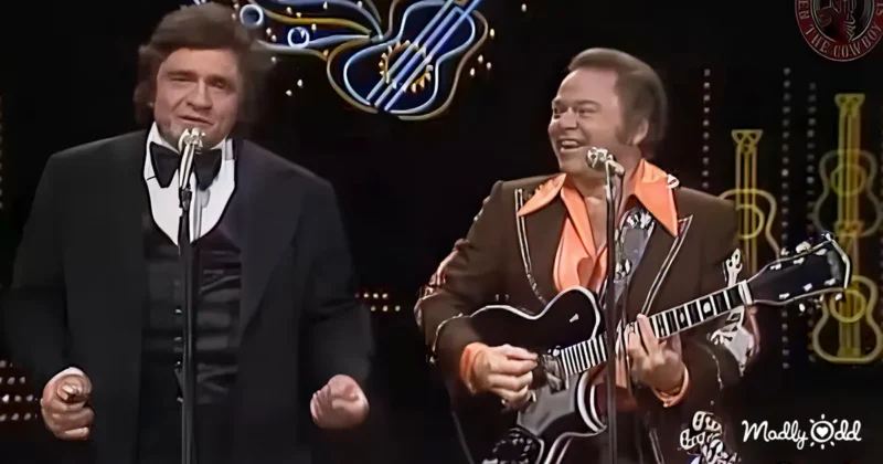 Johnny Cash and Roy Clark’s Harmonica-Guitar Showdown of 1978 - Country ...