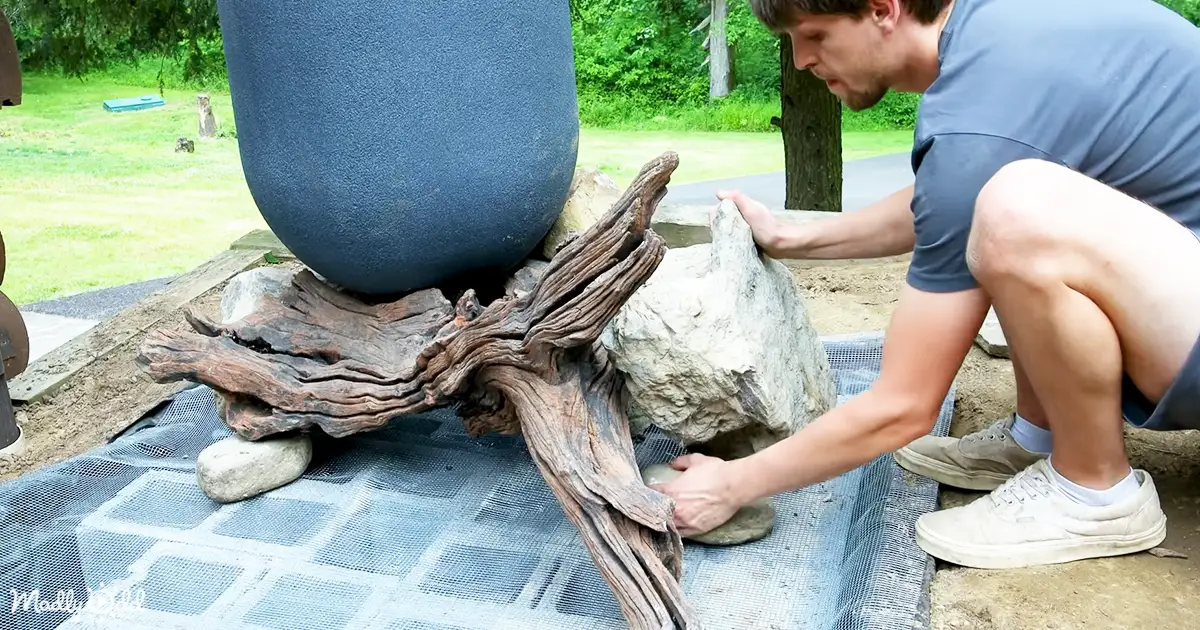 Over 1 Million Admire This Ingenious DIY Waterfall Planter Pot Fountain ...