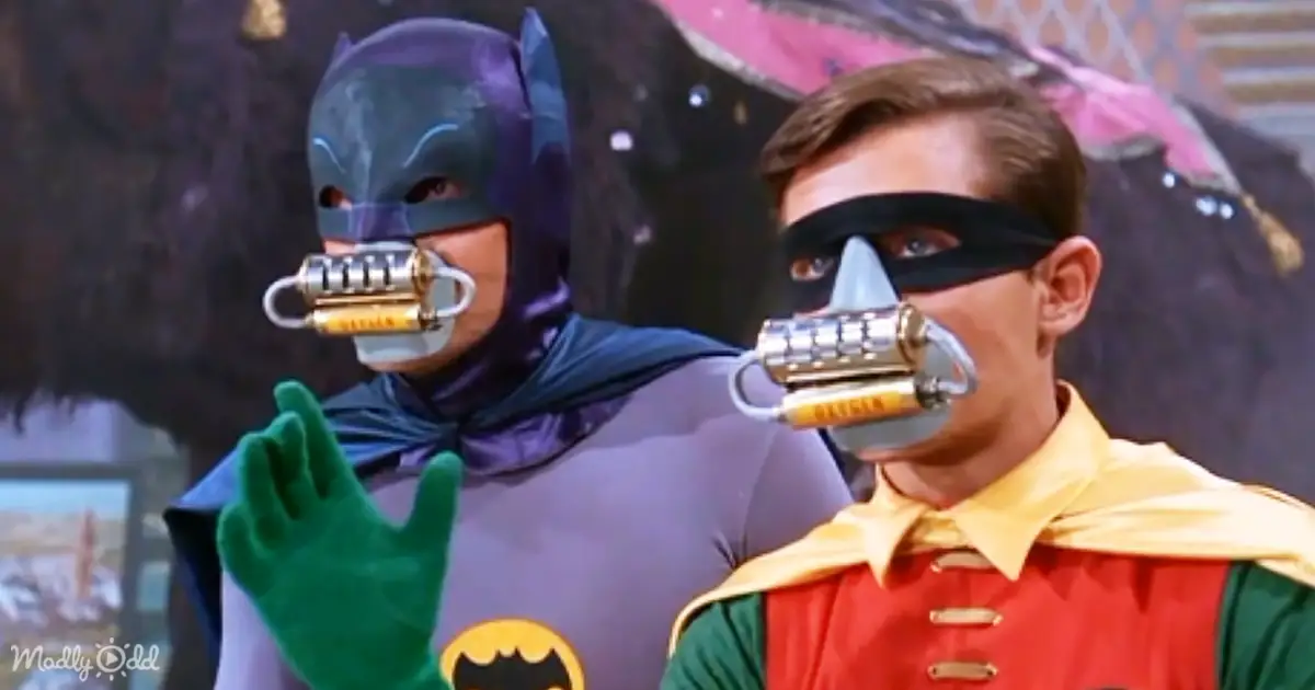 7 Hidden Bloopers from the 60’s Batman Show That Will Have You Rolling ...