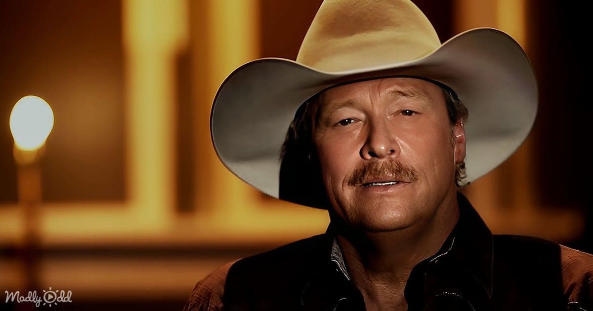 ‘Amazing Grace’: Alan Jackson Delivers Hauntingly Beautiful Performance ...
